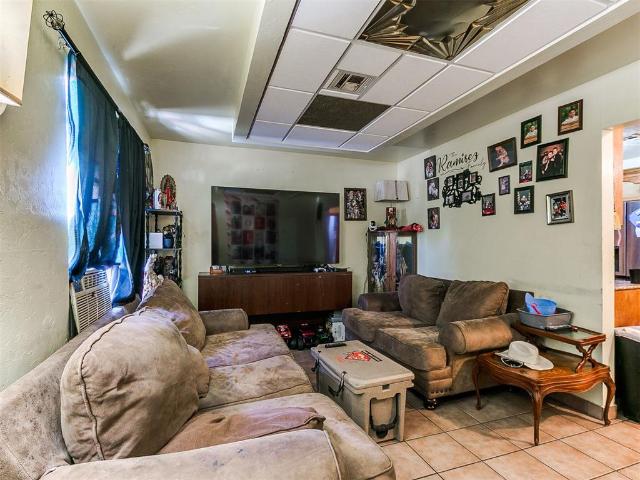 2533 SW 46th Street