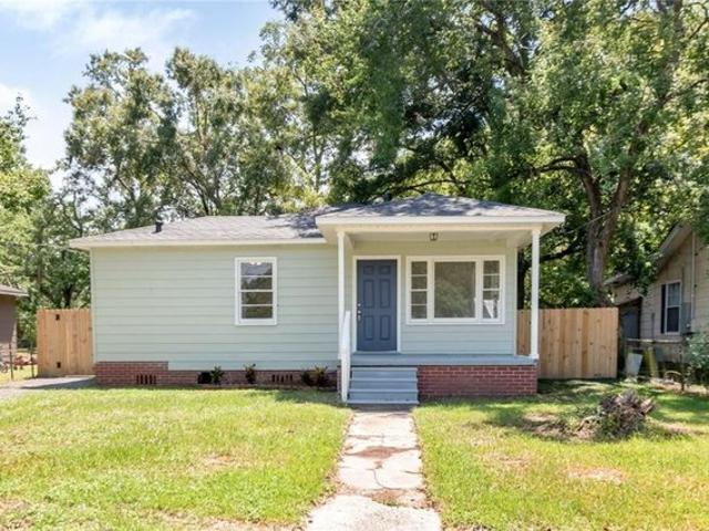 253 10th Ave, Chickasaw, AL 36611