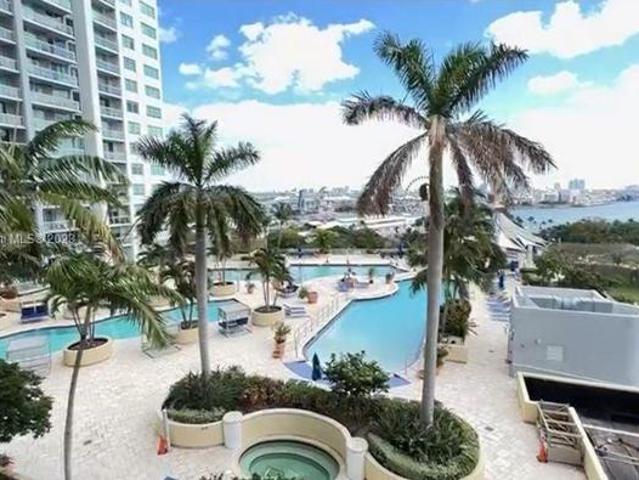 253 2nd St NE #1109, Miami, FL 33132