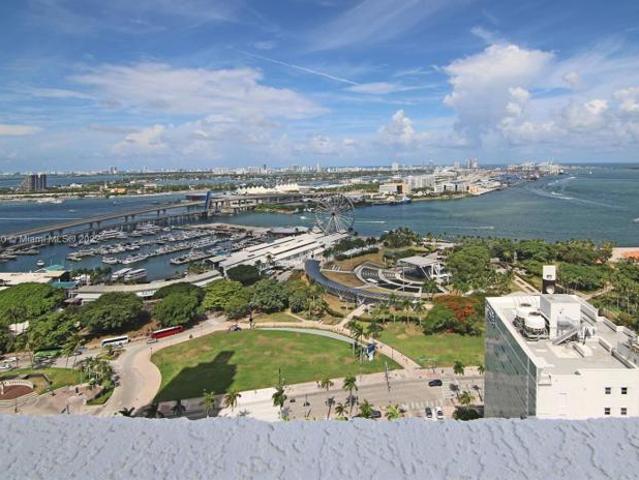 253 2nd St NE #2809, Miami, FL 33132