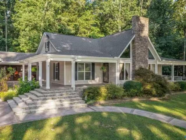 253 COUNTY ROAD 203, BOAZ, AL 35957 Single Family Residence Fo.