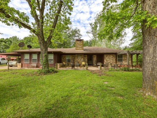 253 County Road 2111, Atlanta, TX 75551