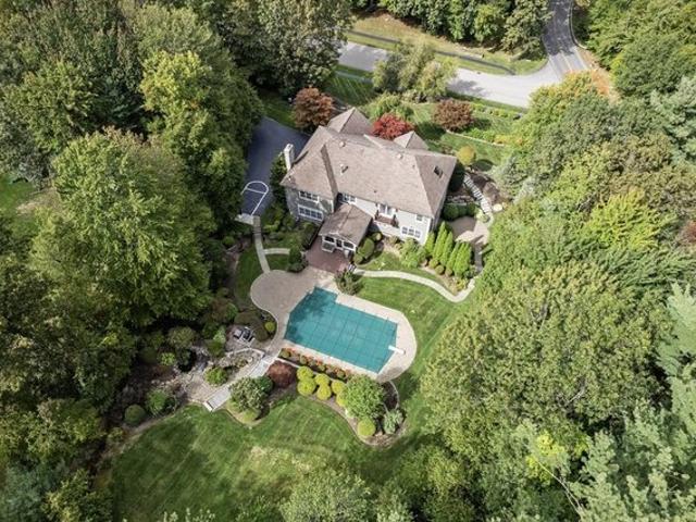 253 Cranbrook Dr, Holden, MA 01520
