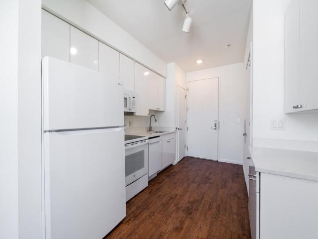 253 Academy St # 403