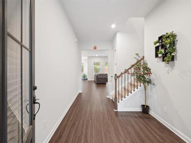 253 Birchwood Row