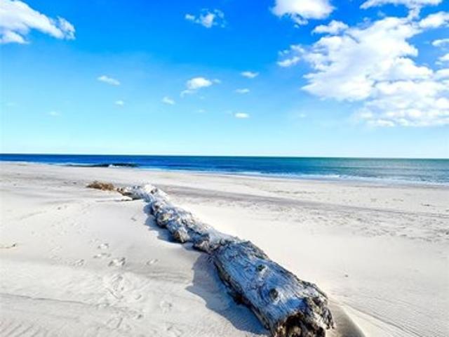 253 Dune Rd Apt 49, Westhampton Beach, NY 11978
