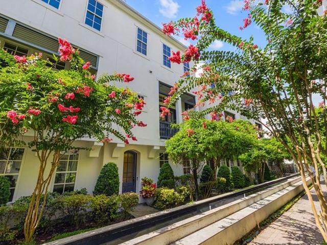 253 E 27th St, Houston, TX 77008