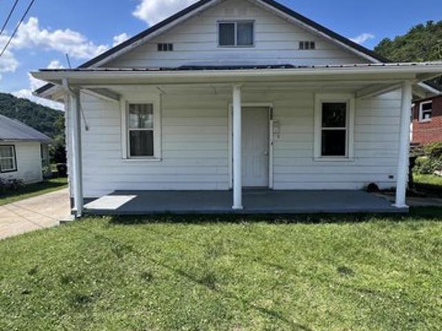 253 Hager St, Prestonsburg, KY 41653