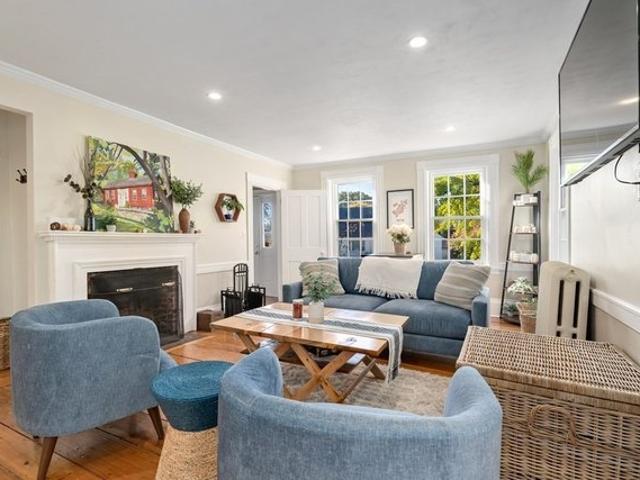 253 High St, Medford, MA 02155