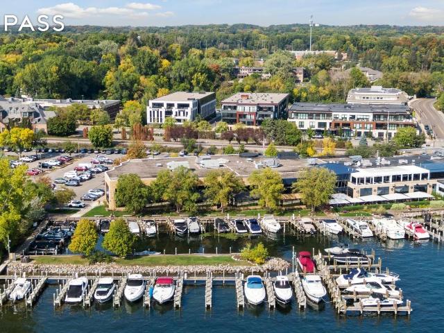 253 Lake St E 305, Wayzata, MN