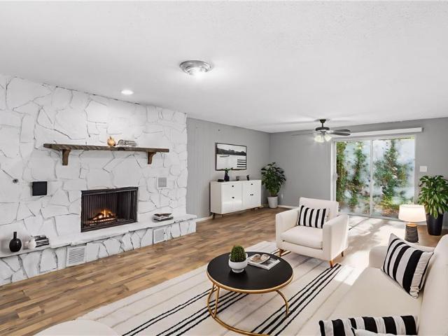 253 Lamplighter Lane SE