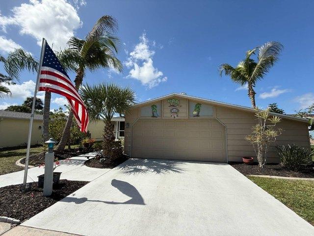 253 Las Palmas Blvd, North Fort Myers, FL 33903