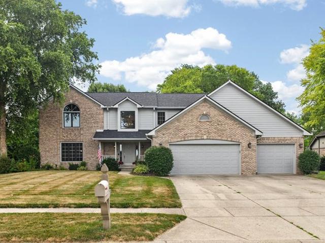 253 Linden Ridge Trl, Greenwood, IN 46142