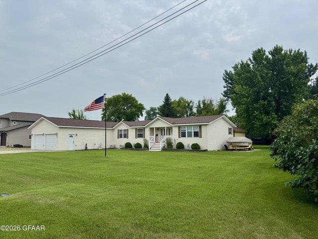 253 Montraille St, Pembina, ND 58271