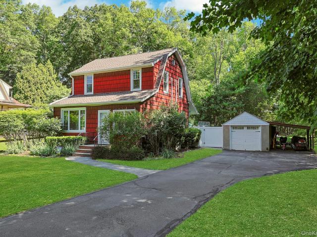 253 Maple Road