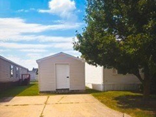 253 Meadow Ln, Port Huron, MI 48060