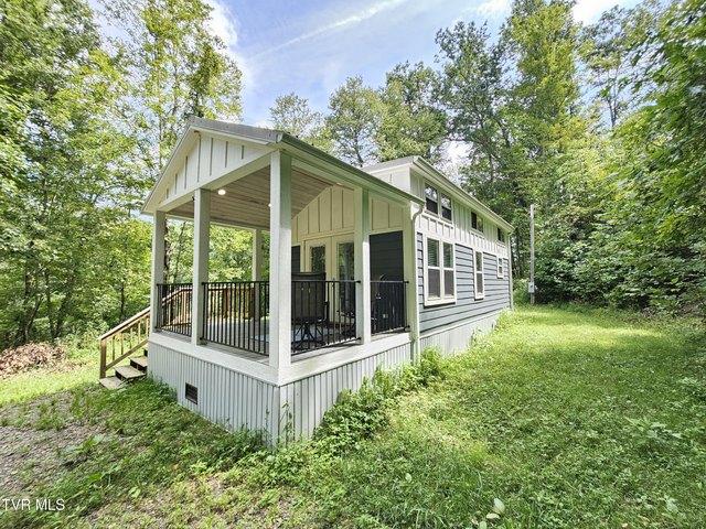 253 Mine Ridge Rd, Mountain City, TN 37683