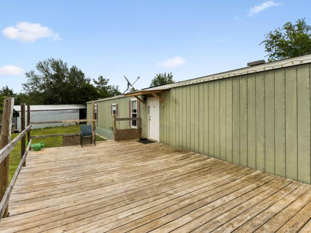 253 N County Line Rd # C