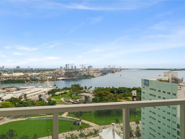 253 NE 2nd St, Unit 2003, Miami, FL 33132 | MLS #A11899