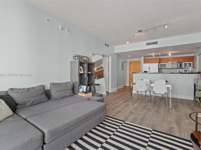 253 NE 2nd St, Unit 2201, Miami, FL 33132 | MLS #A11798 | Compass