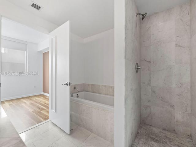 253 NE 2nd St, Unit 3108, Miami, FL 33132 | MLS #A11973