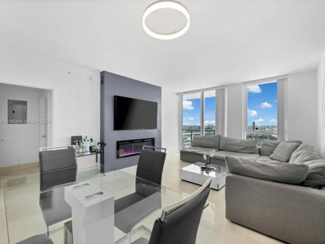 253 NE 2nd St #1907, Miami, FL 33132