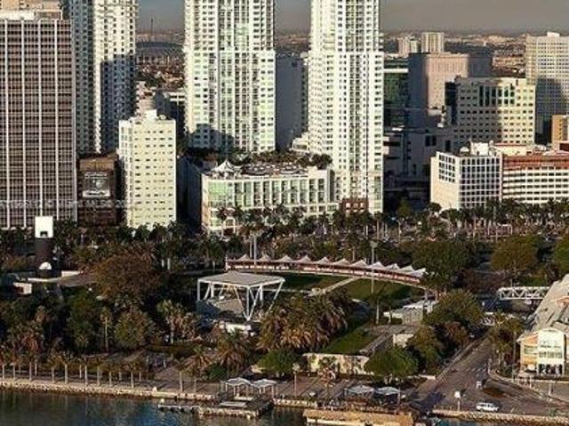 253 NE 2nd St #318, Miami, FL 33132
