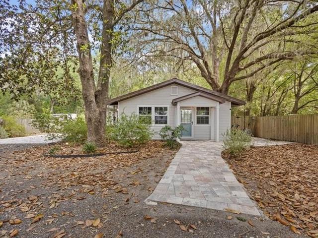 253 NW 249th St, Newberry, FL 32669