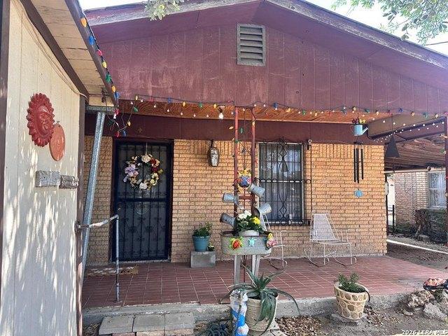 253 S Monroe St, Eagle Pass, TX 78852