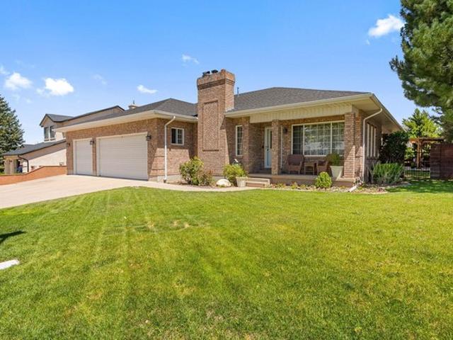 253 S Sunset Pointe Dr, Cedar City, UT 84720