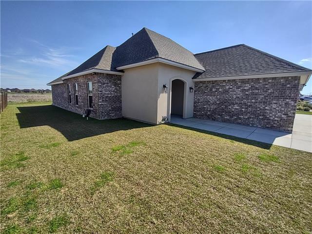 253 Pond Dr, Thibodaux, LA 70301 | MLS #2545 | Compass