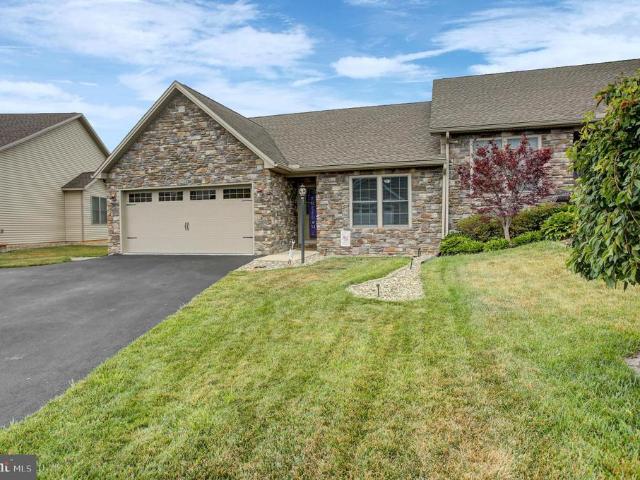253 Pin Oak Lane