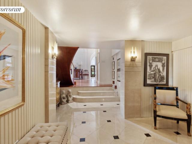 253 West 73rd Street, New York, NY