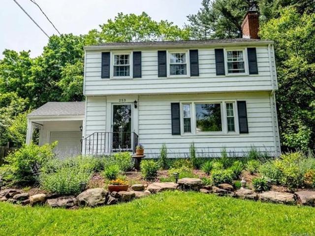 253 West St, Middletown, CT 06457