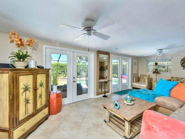 253 Viking Way, Naples, FL 34110