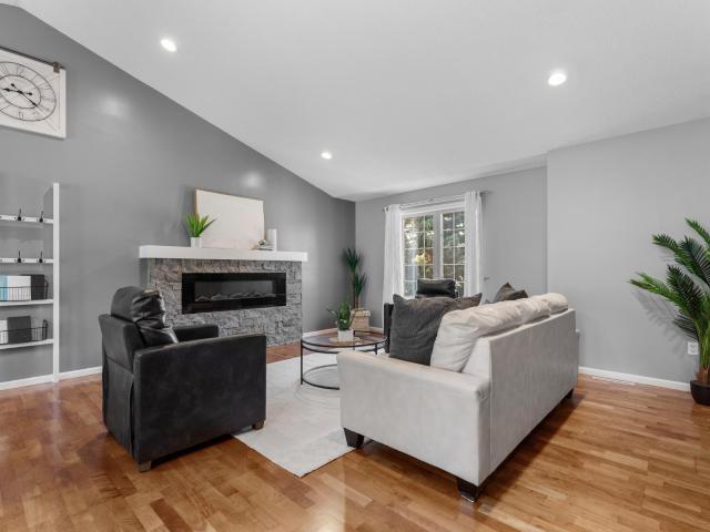 2544 Boulder Ridge Drive NW
