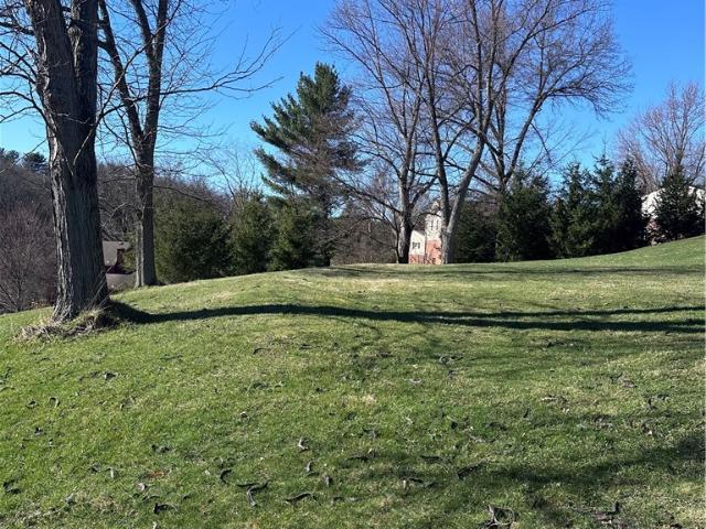 2544 Edgewood Drive