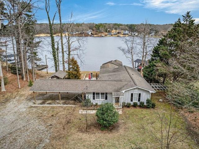 2544 Holiday Ave, Zebulon, NC 27597