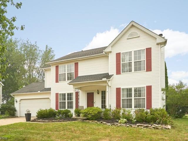 2544 Stonecreek Dr, Akron, OH 44320