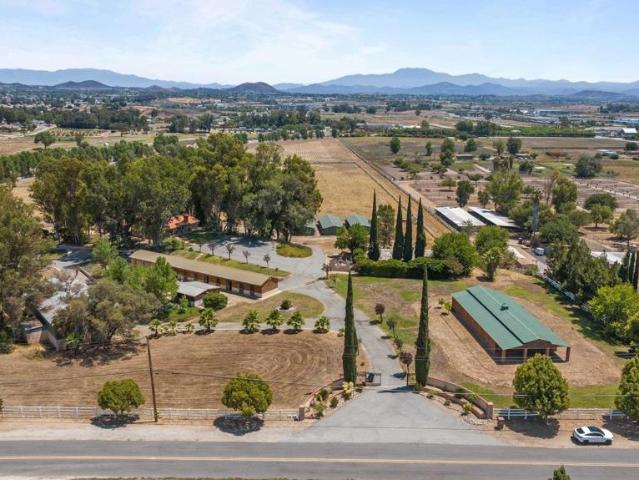 25450 Hayes Ave, Murrieta, CA 92562 | MLS #PTP2506