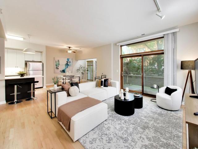 2545 N Racine Avenue # 1
