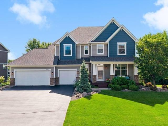 2545 Heron Ln, Victoria, MN 55386