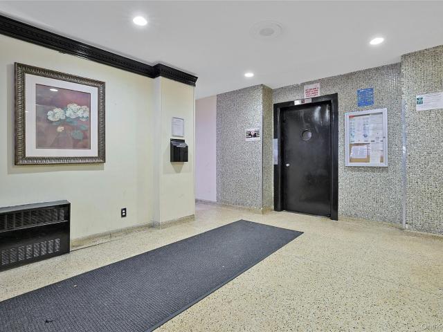2545 Sedgwick Avenue, Unit 2J