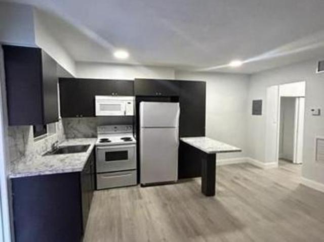 2545 Taft St #104, Hollywood, FL 33020