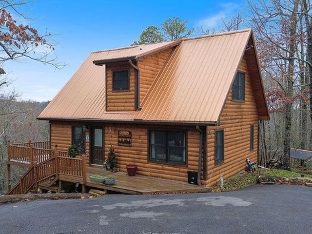 2546 Balsam Cir, Sevierville, TN 37876