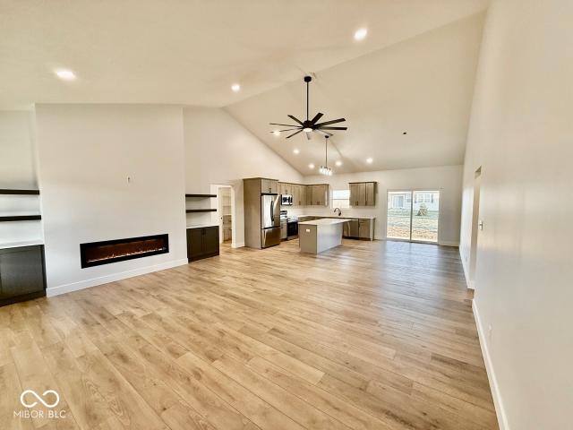 2546 Birchwood Lane