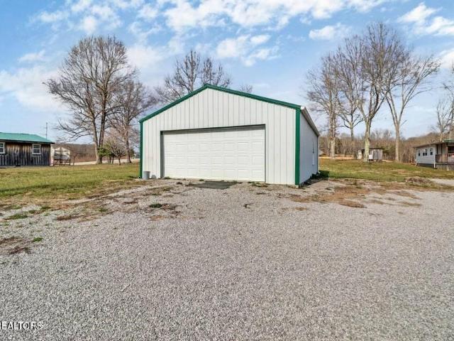 2546 Peavine Rd