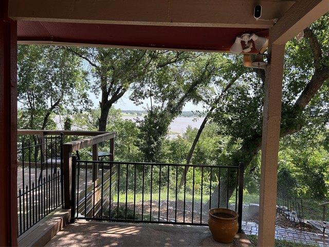 2546 Rockcliff Ct, Granbury, TX 76048