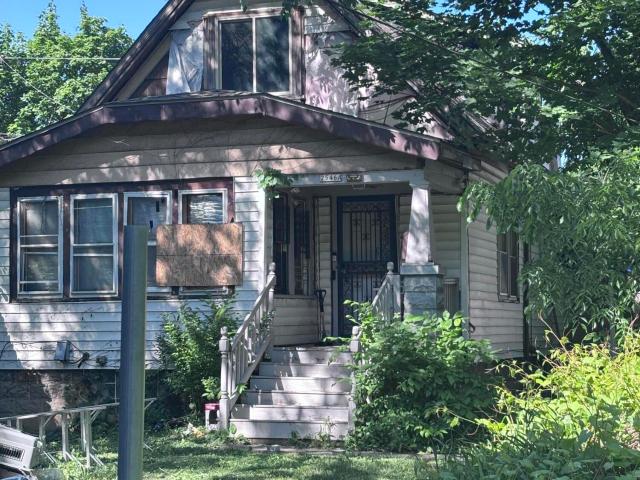 2546 W Medford Ave