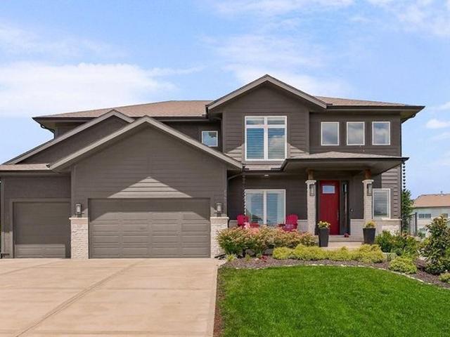 25470 W 114th Ct, Olathe, KS 66061